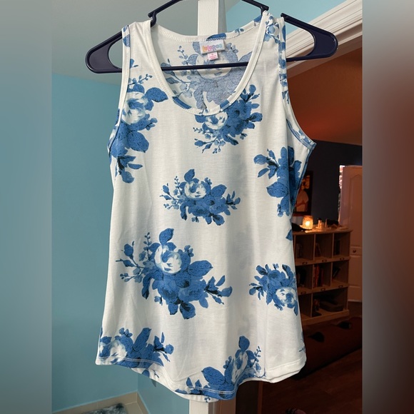 LuLaRoe | Tops | Lularoe Flowered Tank | Poshmark